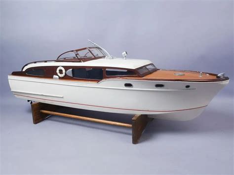 Vintage Chris Craft 36ft Motor Yacht R C Sterling Model Boat Kit B