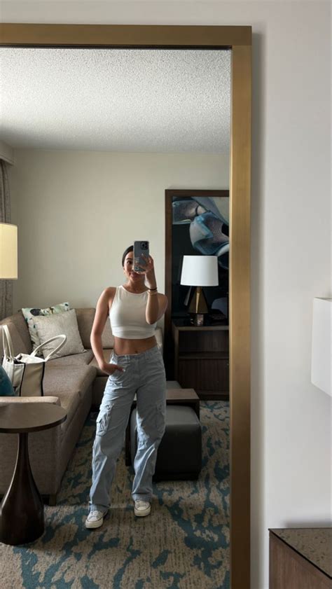 Caroline Manning Carolinemanning • Instagram Photos And Videos