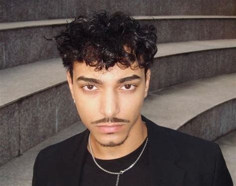 Cine Este Vlad Condurache Iubitul Lui Andrei Urs „dacă Ești Bine Acasă Poate Să Zică Lumea Ce