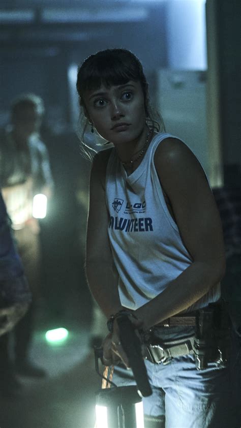 Movie Army Of The Dead Ella Purnell Kate Ward 1080x1920 Phone Hd