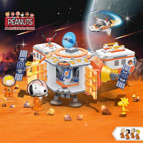 Linoos Peanuts Snoopy Mars Landing Building Block