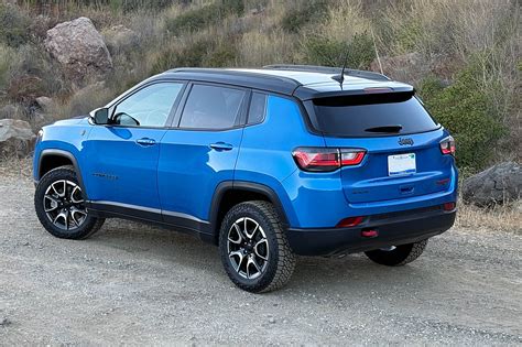 2025 Jeep Compass Reviews Price Mpg And More Capital One Auto Navigator