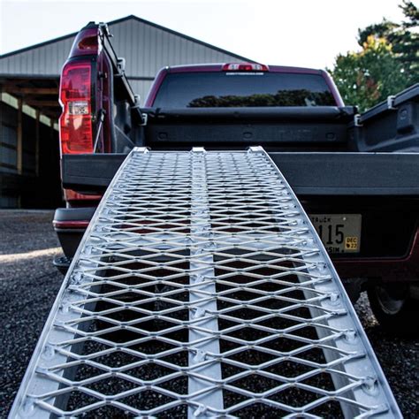 Yutrax 1 Ft X 7 41 Ft 1500 Lb Capacity Arched Folding Loading Ramp