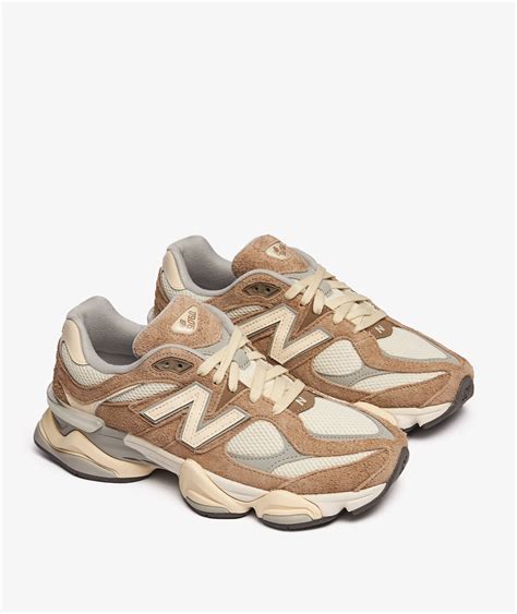 New Balance 9060 En Color Beige Svd