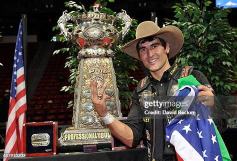 Pbr Built Ford Tough World Finals Photos And Premium High Res Pictures