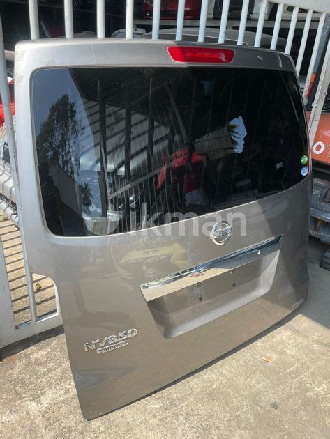 Nissan Caravan E26 Nv350 Flat Roof Dicky Door For Sale In Mawathagama Ikman