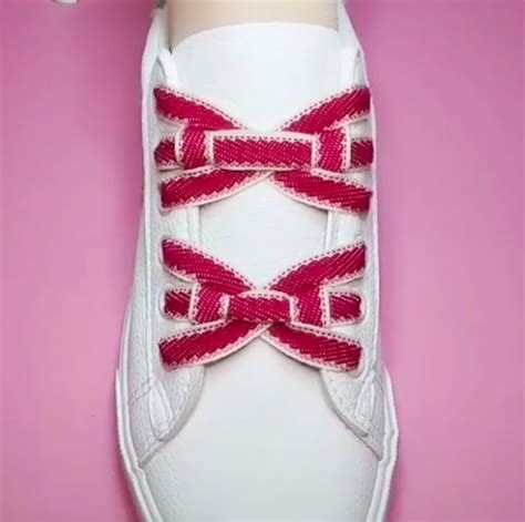 Beautiful Bows 20 Cool Ways To Lace Shoes Try This