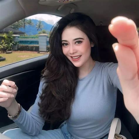 Cewek Cantik Membara Gadis Hoki
