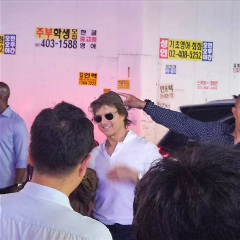 어젯밤 톰크루즈 방이동먹자골목 출몰 ㅋㅋ 유머움짤이슈 에펨코리아