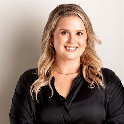 Lori Morrison Account Coordinator Beauty Barrage Linkedin