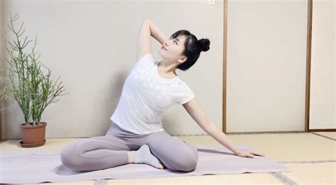 休み明けの疲れやストレスに！「リラックスストレッチ」 朝時間jp