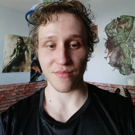 Adrián Veselsky Adveslo77 Snapchat Stories Spotlight And Lenses