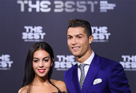 Because She Is Cristiano Ronaldos Wife” 10m Rich After Dating Al