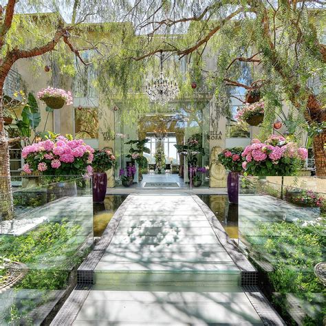 Villa Rosa 🌹 Lisa Vanderpumps Home In Beverly Hills La Villa