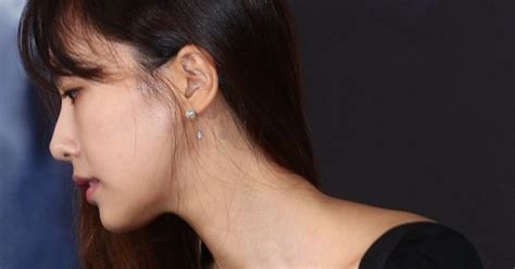 포토 홍수현 아찔한 볼륨 몸매