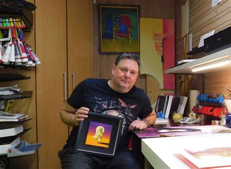 Simon Smrkolj Prepričan Sem Da Umetnost Izboljša Tako Posameznika