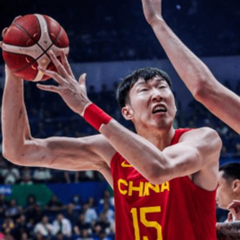 杨毅 男篮崩盘是cba与国际脱轨的体现