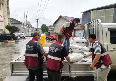 【洪水退去 防疫护航】石门疾控奔赴壶瓶山镇、所街乡开展灾后卫生防疫工作 群众 消毒液 一线