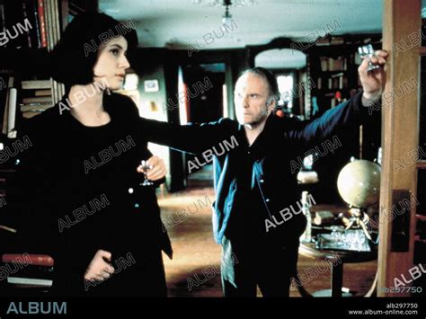 Irene Jacob Rouge