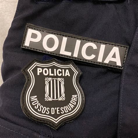 Comprar Parche Escudo Mossos Desquadra En Blanco Y Negro En Pvc