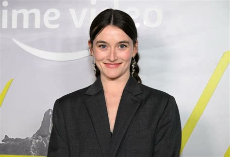 Sarah Pidgeon Age Birthday Height Net Worth Boyfriend