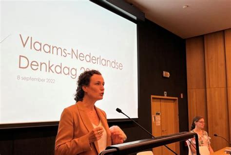 Geslaagde Eerste Vlaams Nederlandse Denkdag Departement