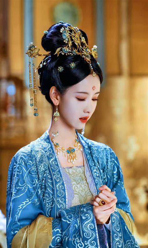 Pin By Migi On 🎥 Phim Hoa Ngữ Asian Fashion Ancient Chinese Clothing Chinese Fancy Dress