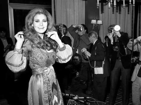 Raquel Welch Death News Raquel Welch Actress Who Reshaped Traditional