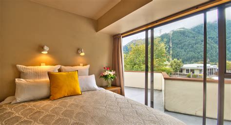 Melbourne Lodge Queenstown Review The Hotel Guru
