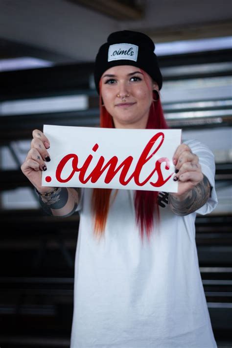 .oimls - logo sticker gross | Vinyl aufkleber, Aufkleber, Transferfolie
