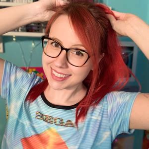 Erin Plays Twitch