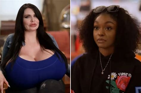 Im Addicted To Having A Large Cleavage Trolls Say Its Horrifying And People Lie To My Face But