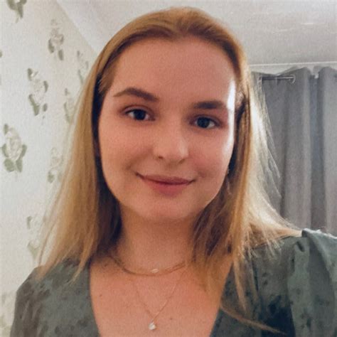 Eszter Kiss Youtube