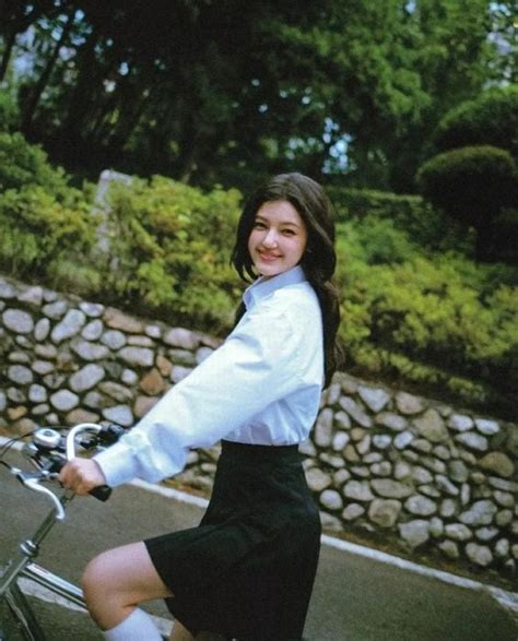 Danielle Ditto 230102 R Mojihye