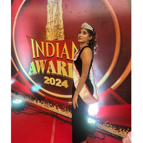 Nitheesha Rajesh Nitheesha Rajesh • Instagram Photos And Videos