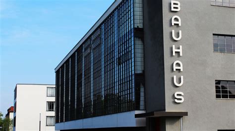 Architecture The 1920s And 1930s The Birth Of Modernism Encyclopedia