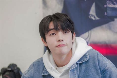 Pin By Nnn On Lee Eun Su 이은수 Korean Actors Handsome Actors