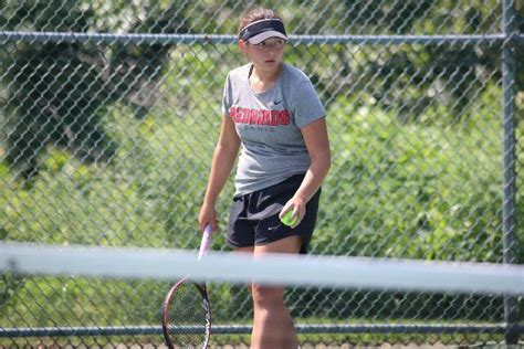 Lilly Schuler Lauren Massey Eades Scalett Pace Redbirds Tennis With Fourth Places In