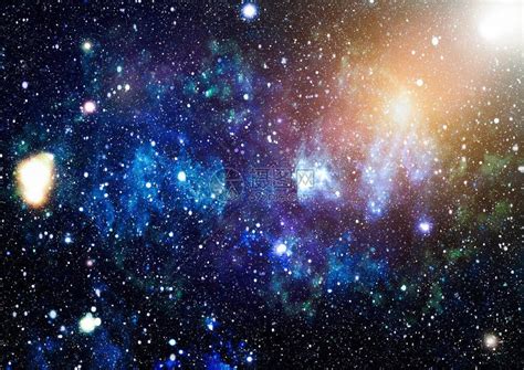 在外层空间某处的美丽星云令人赞叹高清图片下载 正版图片505866704 摄图网