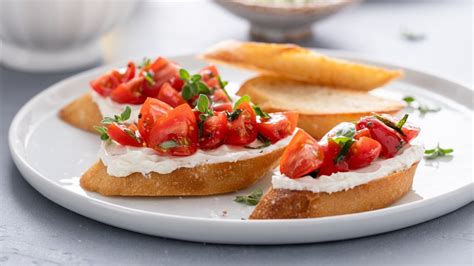 Cream Cheese And Bruschetta Is The 2 Ingredient Dip Of The Summer