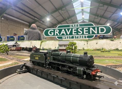 Class 465908 Receives Network Southeast Livery Welcome To Gres