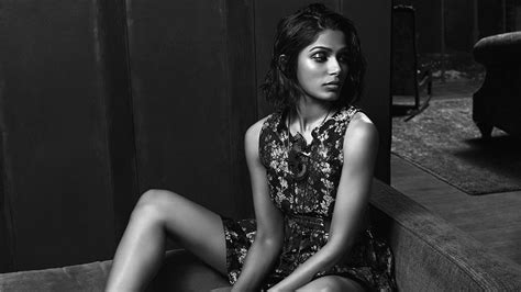 Indian Actress Freida Pinto Hd Wallpaper Rare Gallery