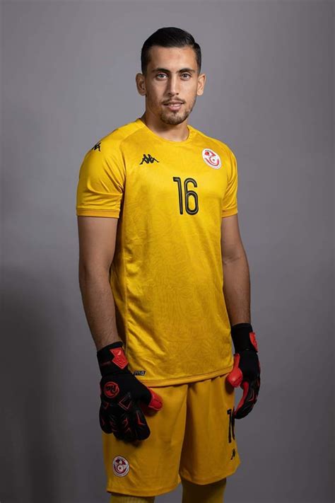 حارس المنتخب الوطني التونسي أيمن دحمان من