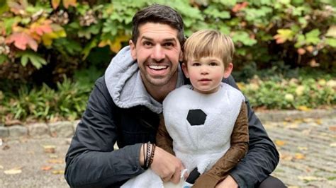 Sarah J Maas Husband Meet Josh Wasserman A K A Papa Maas First For Women