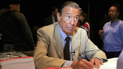 60 Minutes Newsman Wallace Dies Abc News