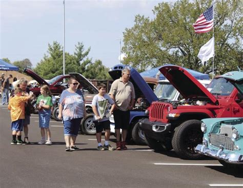 Hollister Car And Truck Show News
