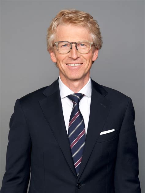 Advokatskandalen Ousdal Får Ikke Advokat Man Har Rettigheter Selv Om Man Er Død Sier