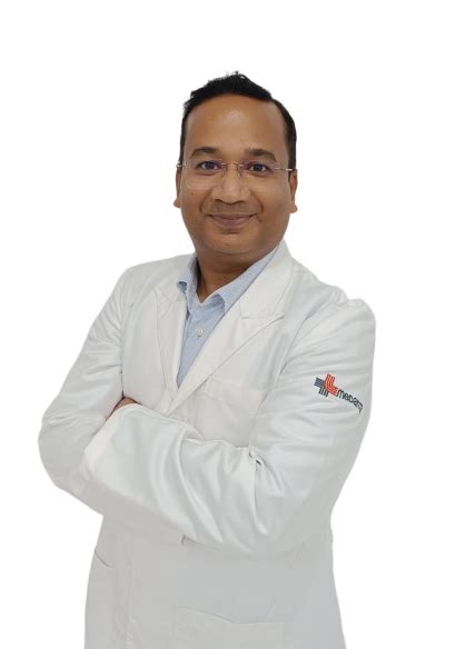 Dr Prabhat Kumar Best Critical Care Doctor In Patna India Medanta