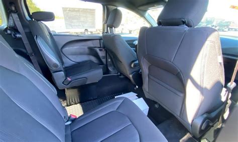 2022 Chrysler Pacifica Ats Rear Entry Mobility 30715t Conversion