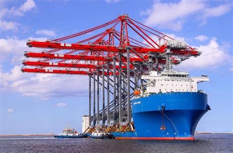 Les Grues De La Station Tahya Misr Arrivent à Alexandrie Le Progrès